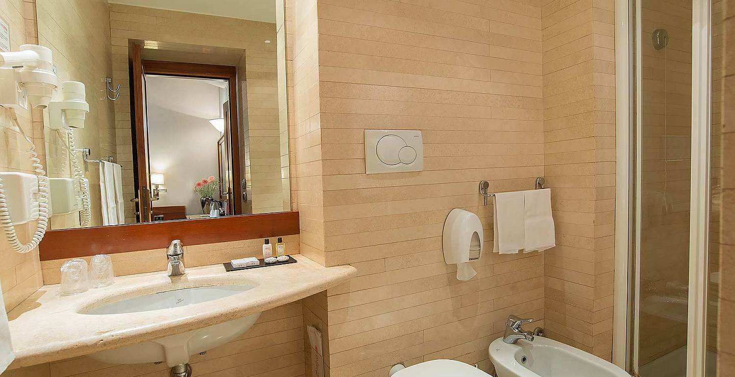 Hotel Accademia | 3 Star Hotel Rome city-center | Standard Room