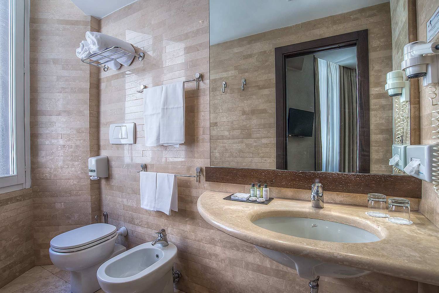 Hotel Accademia | Hotel 3 Stelle a Roma| Galleria Foto